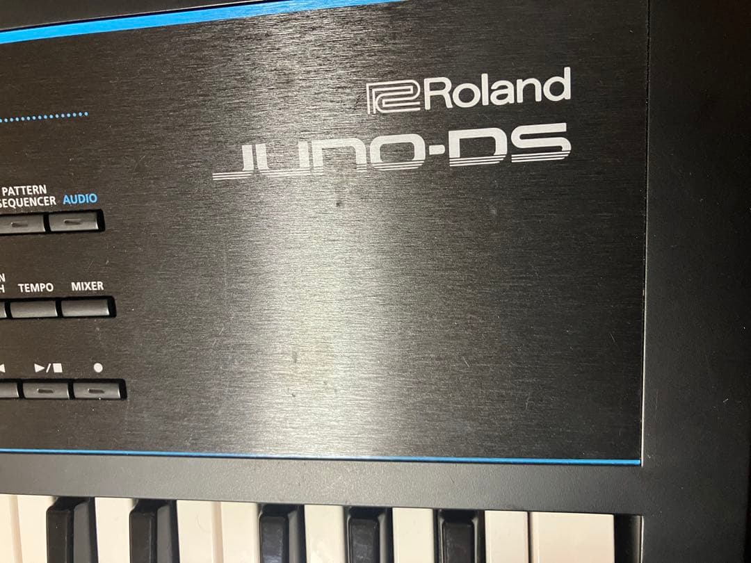 Roland JUNO-DS61 シンセサイザー 純正アダプター＆ケース付き