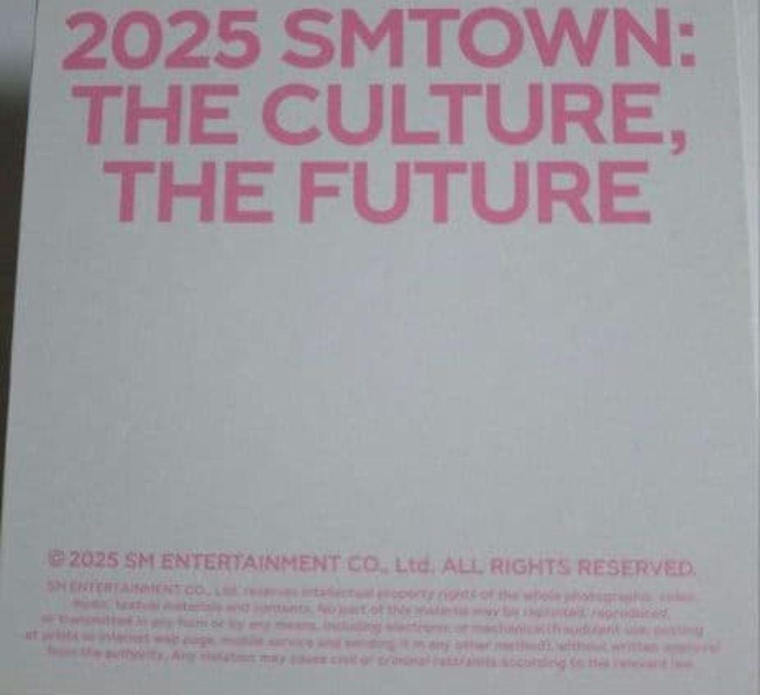 SM TOWN LIVE2025 ※MP3 PLAYERのみ※ステッカー2枚付き