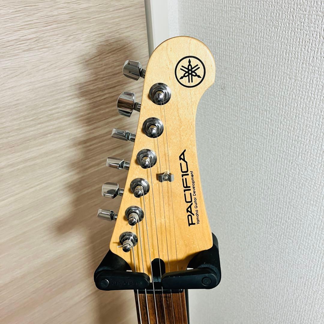 【美品•ケース付】YAMAHA PACIFICA PAC112V エレキギター