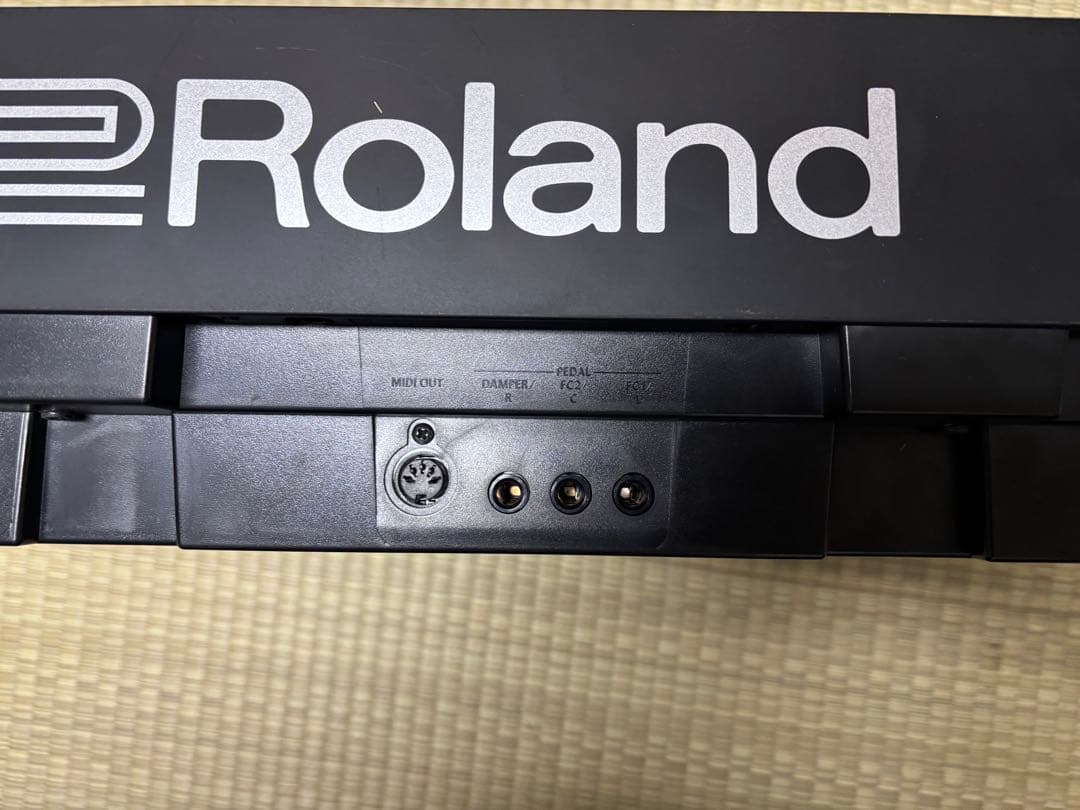 Roland RD-88 純正キャスターケース付き（単品販売もあります！）