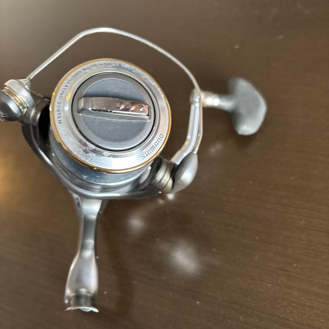 SHIMANO TWIN POWER 4000PG スピニングリール