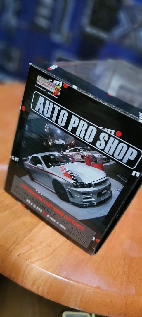 ホットワークス1/24 日産スカイラインGT-R R34V-SPECII2002