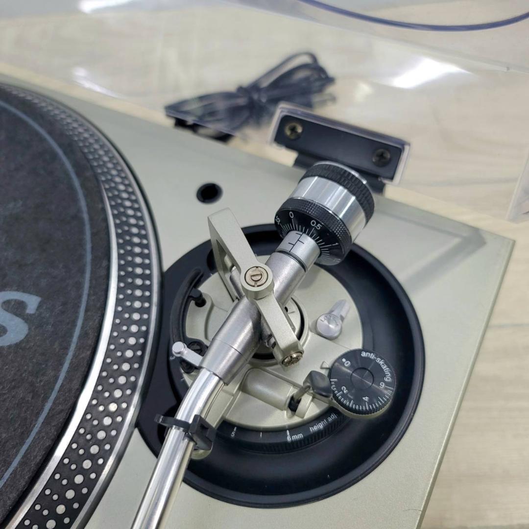Technics クォーツシンセサイザーD.D.プレーヤー SL-1200MK5