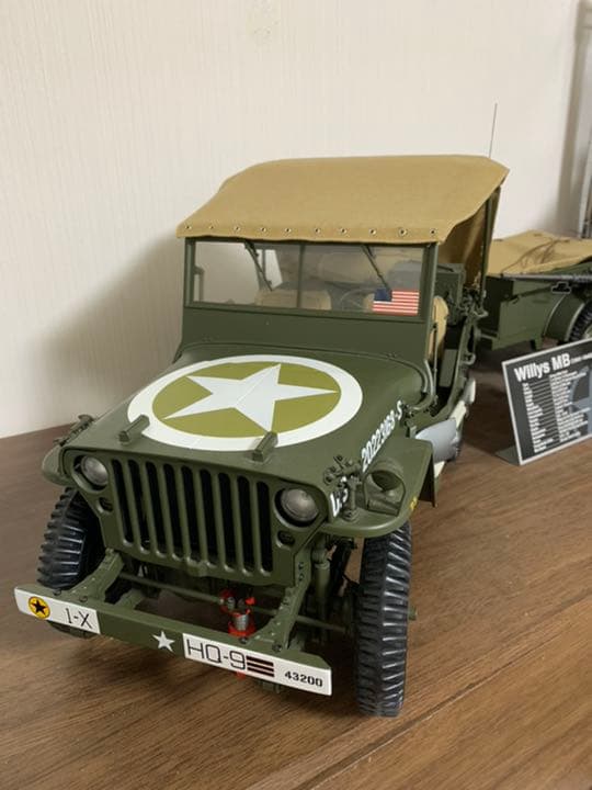 アシェットwillys MB jeepをつくる1/8完成品　ジープ　JEEP