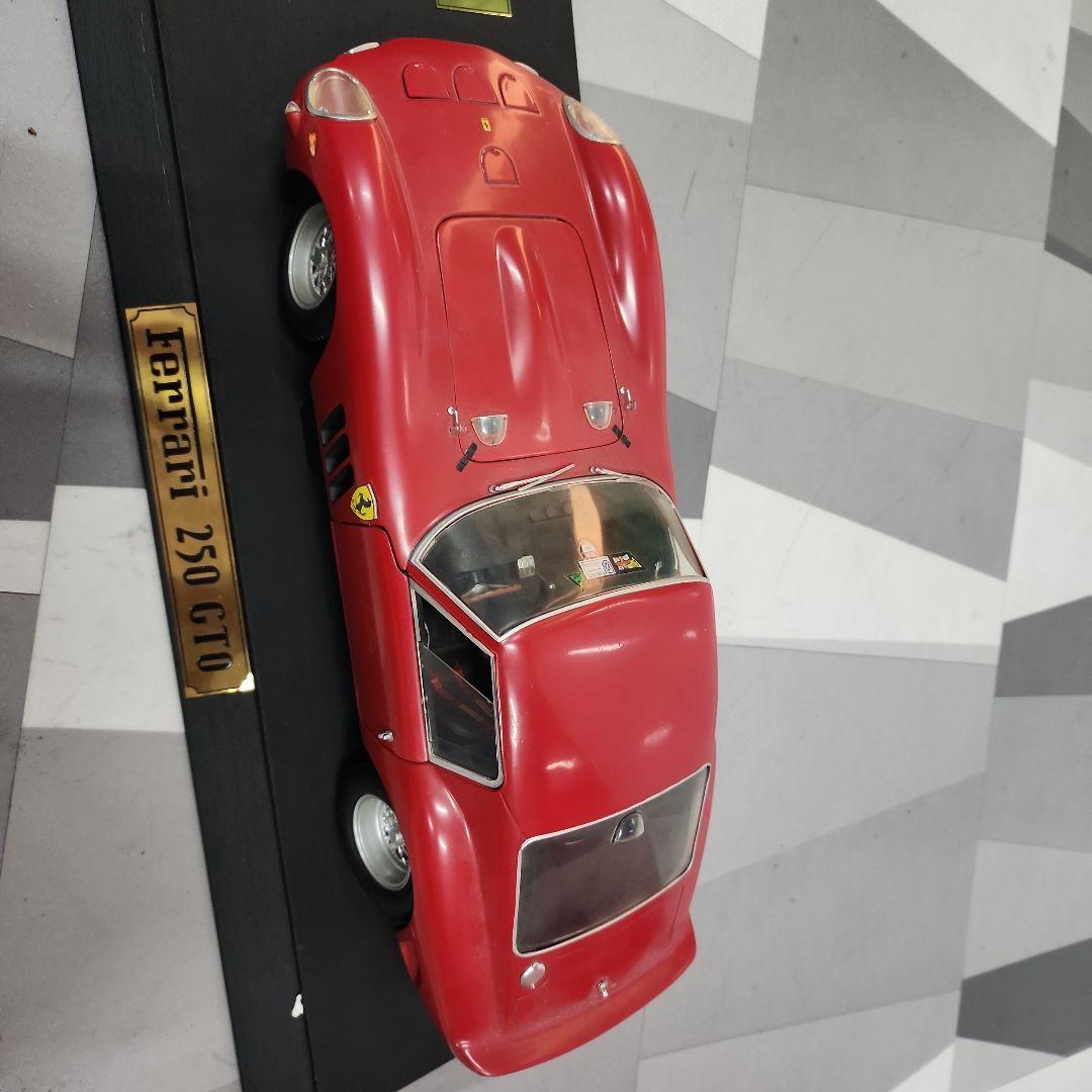Revell Ferrari 250 GTO 1:12 金属製モデルキット