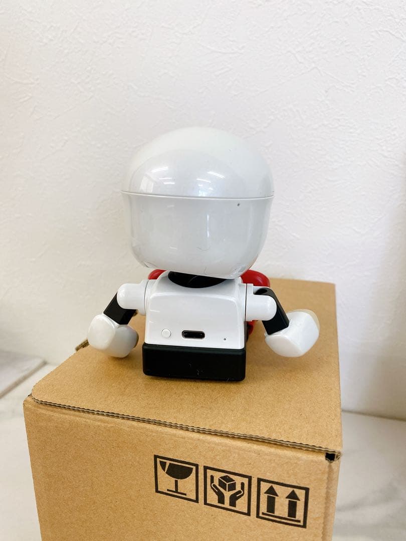 ＄トヨタ USBロボット　KIROBO mini キロボミニ　キャリーケース付き