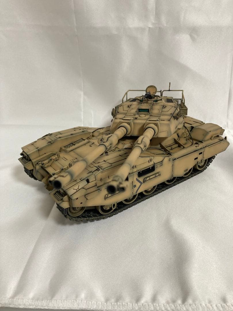 UCHG 1/35 地球連邦軍61式戦車5型 塗装済完成品 復讐のレクイエム