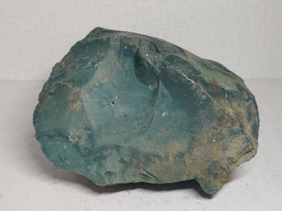 出雲石 4kg 碧玉 青瑪瑙 原石 鑑賞石 自然石 誕生石 鉱物 鉱石 水石