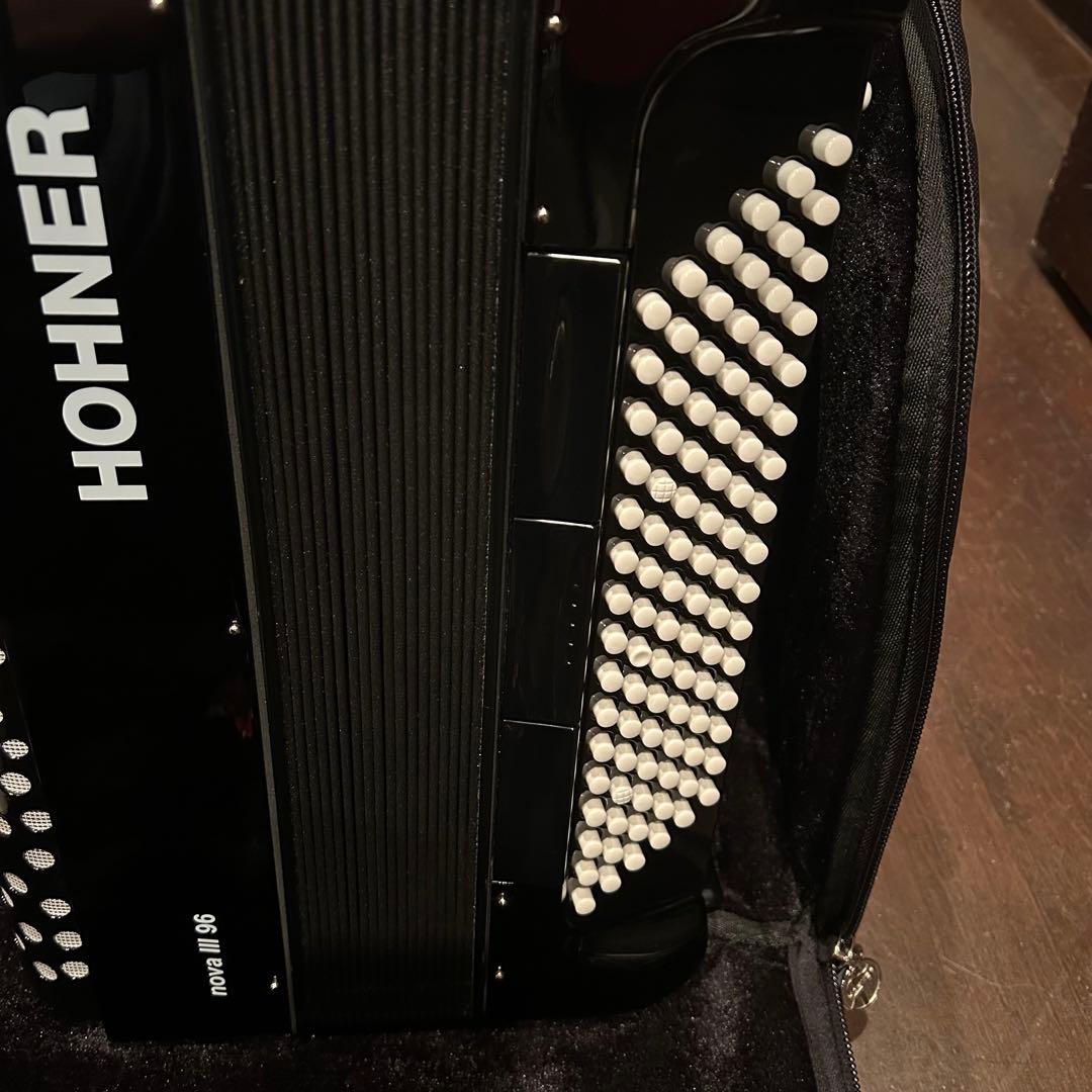 【超メルカリ市特価】Hohner nova III 96 ボタン アコーディオン