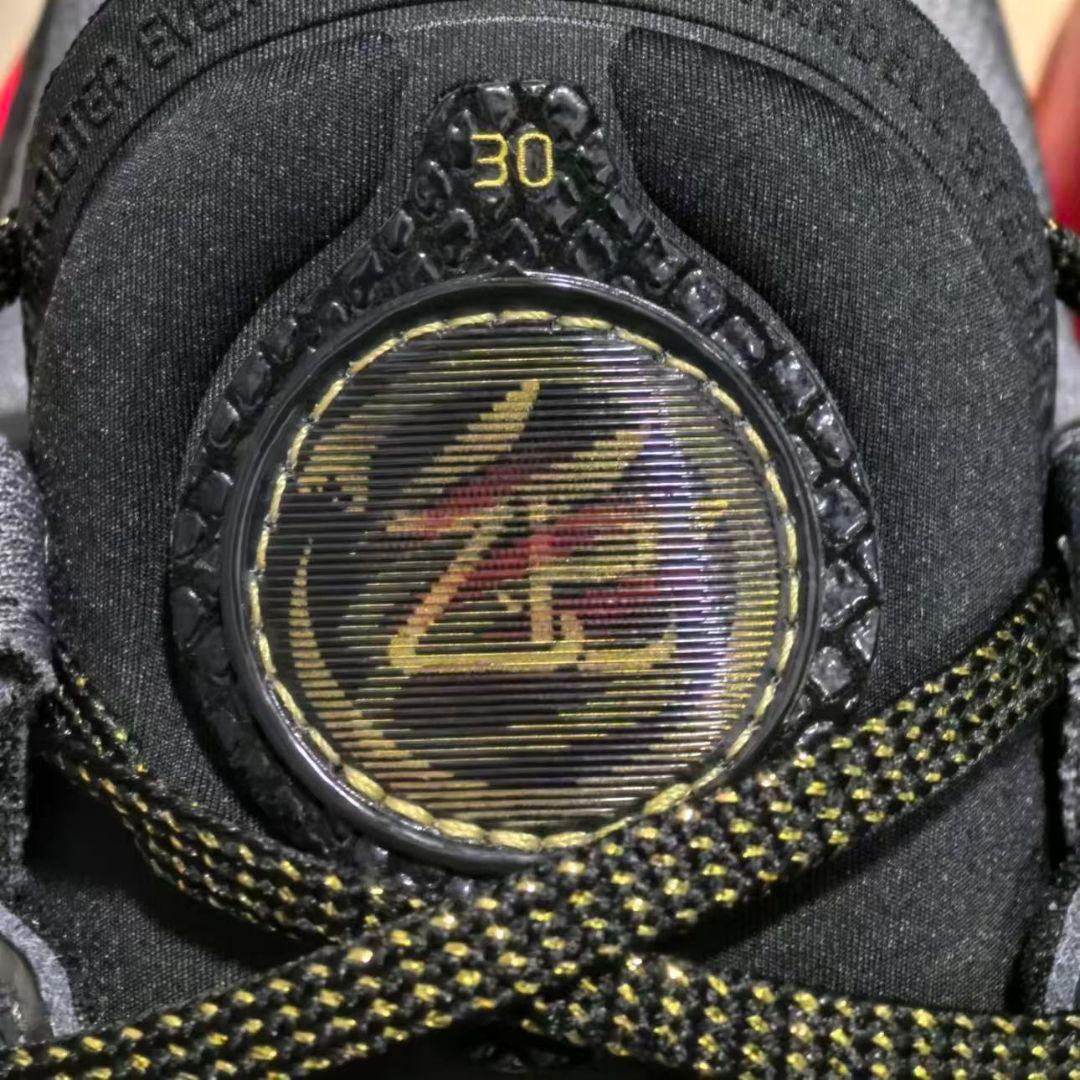 シューズ(男性用) Under Armour Curry 12\"Year of the Snake\"