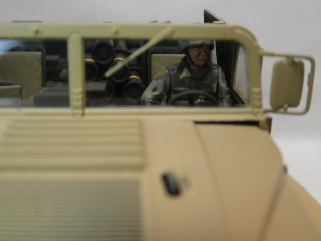 タミヤ　1/35　アメリカ陸軍 ハンビー TOW ミサイルキャリヤー　完成品