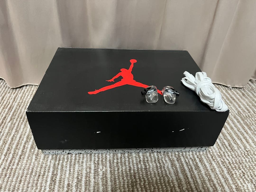 NIKE AIR JORDAN 5 RETRO エアジョーダン5 レトロ