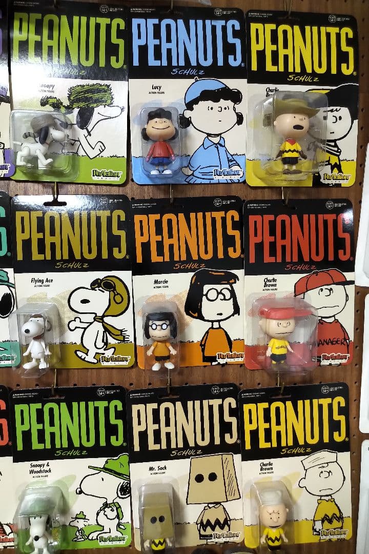 未開封☆PEANUTS☆ピーナッツ☆フィギュア☆スヌーピー☆24種類