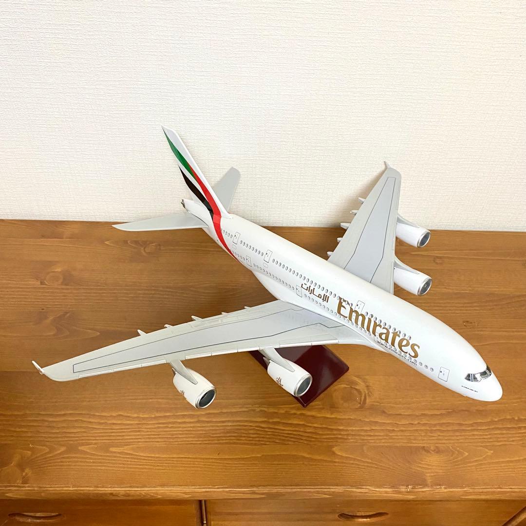 エミレーツ航空 エアバス A380 1/160 航空機模型 LEDライト付き