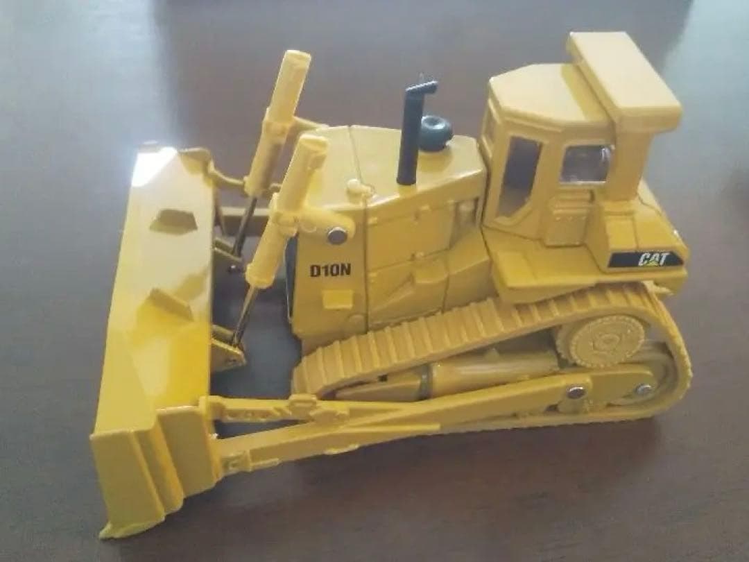 CAT D10N Tractor ノースコット社製 1/50スケール
