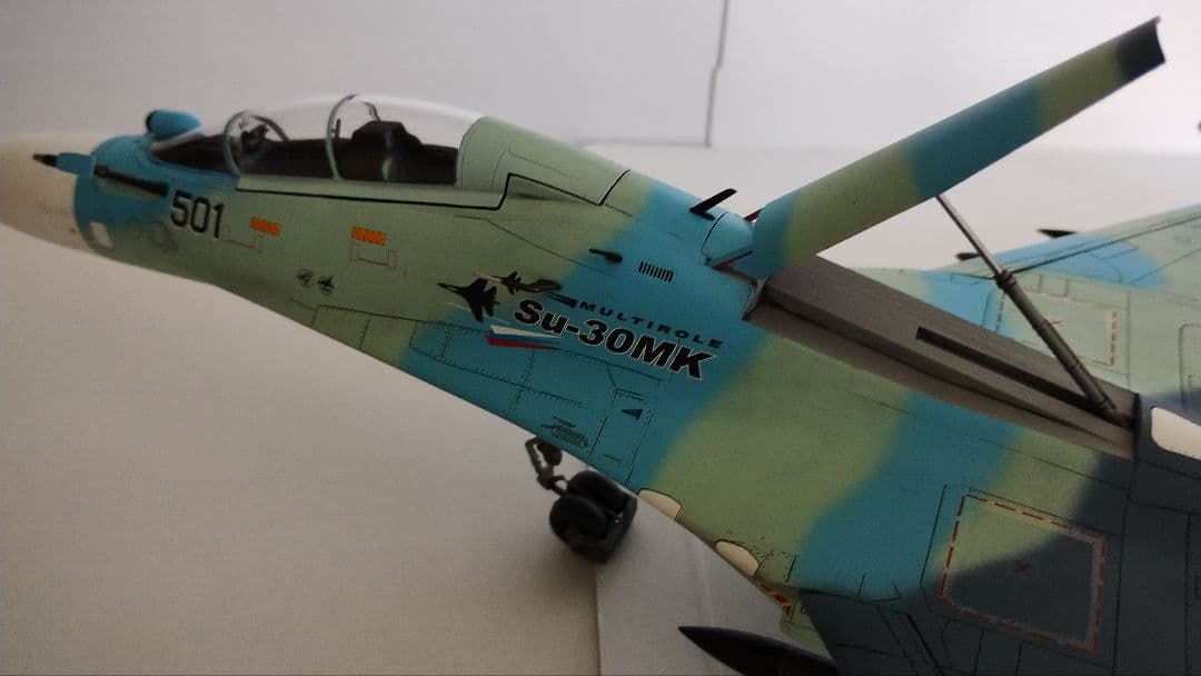 プラモデル完成機　1/48　Su-30MK フランカー