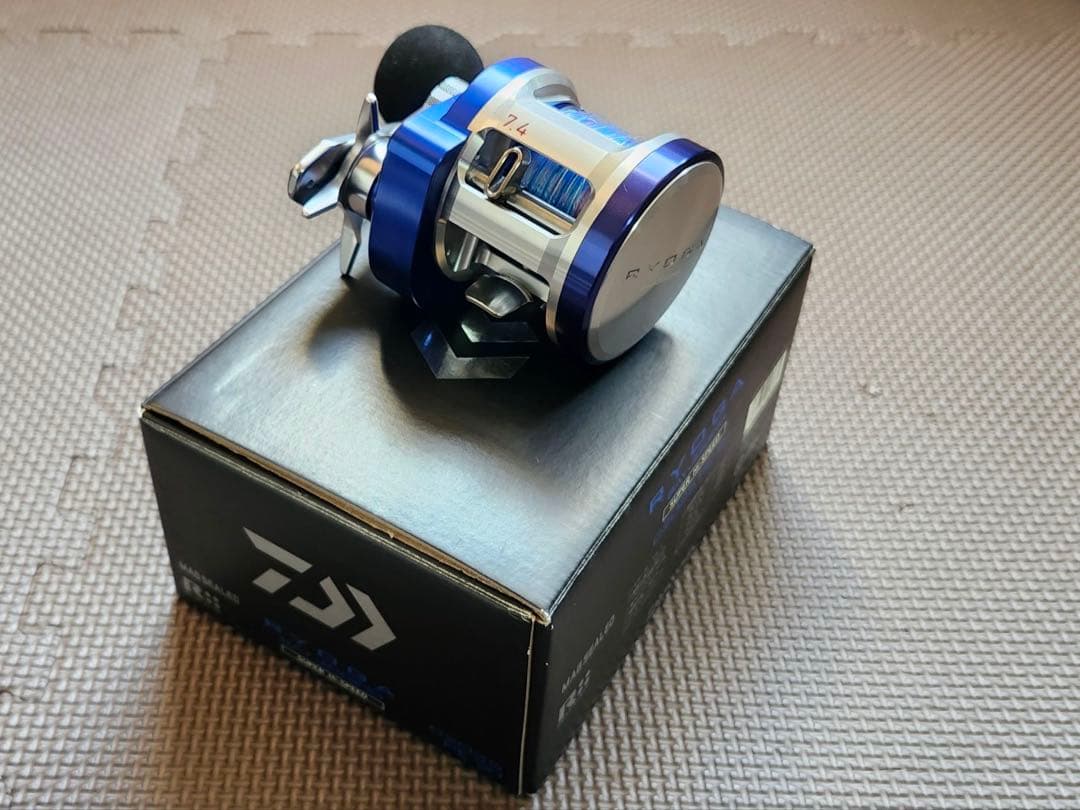 【Daiwa】RYOGA C2025 PE-SH リール 青　ベイジギング　新品