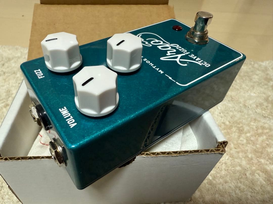 【ほぼ新品未使用】Mythos Pedals Argo Octave Fuzz
