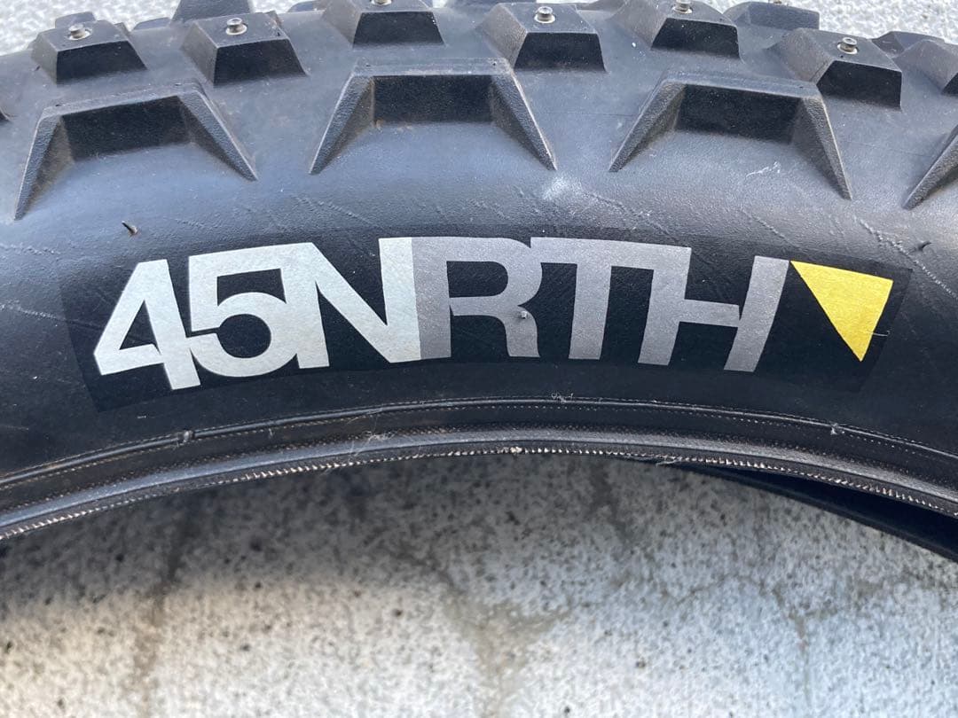 パーツ 45NRTH DILLINGER5 26x4.6 120tpi FATBIKE