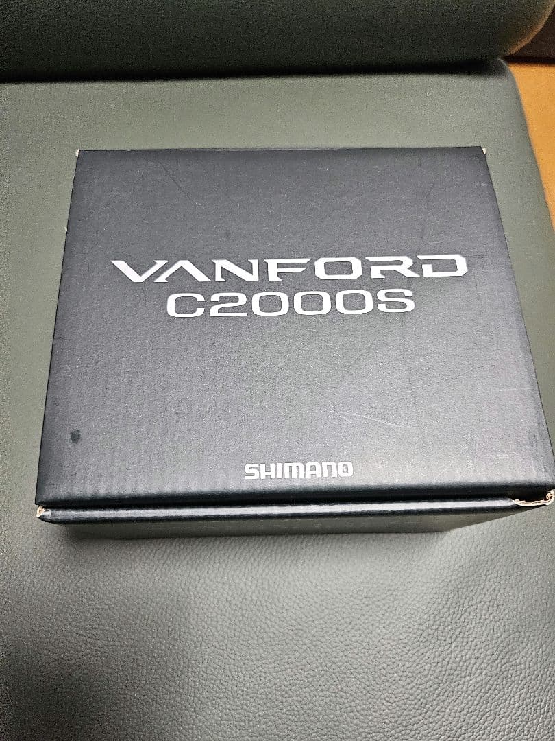 SHIMANO 20VANFORD C2000S スピニングリール
