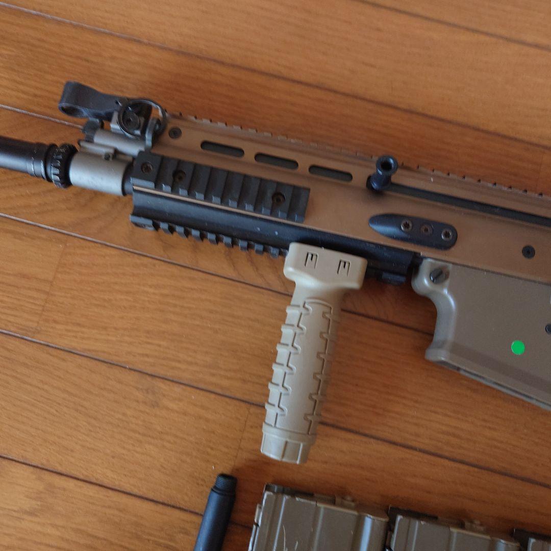 東京マルイ SCAR-H 次世代電動ガン タンカラー カスタム品