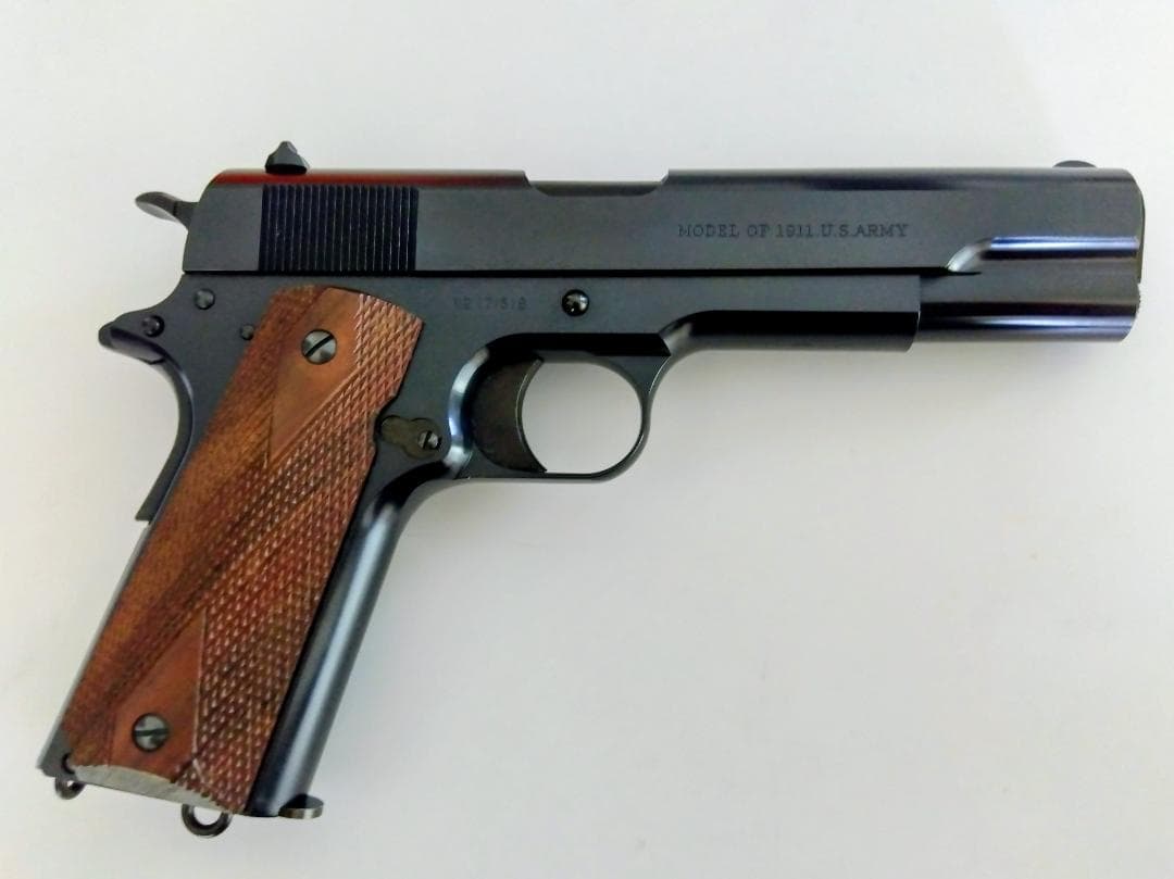 リアルマッコイズ　コルトM1911　強化素材　装填式　プラスチックモデルガン