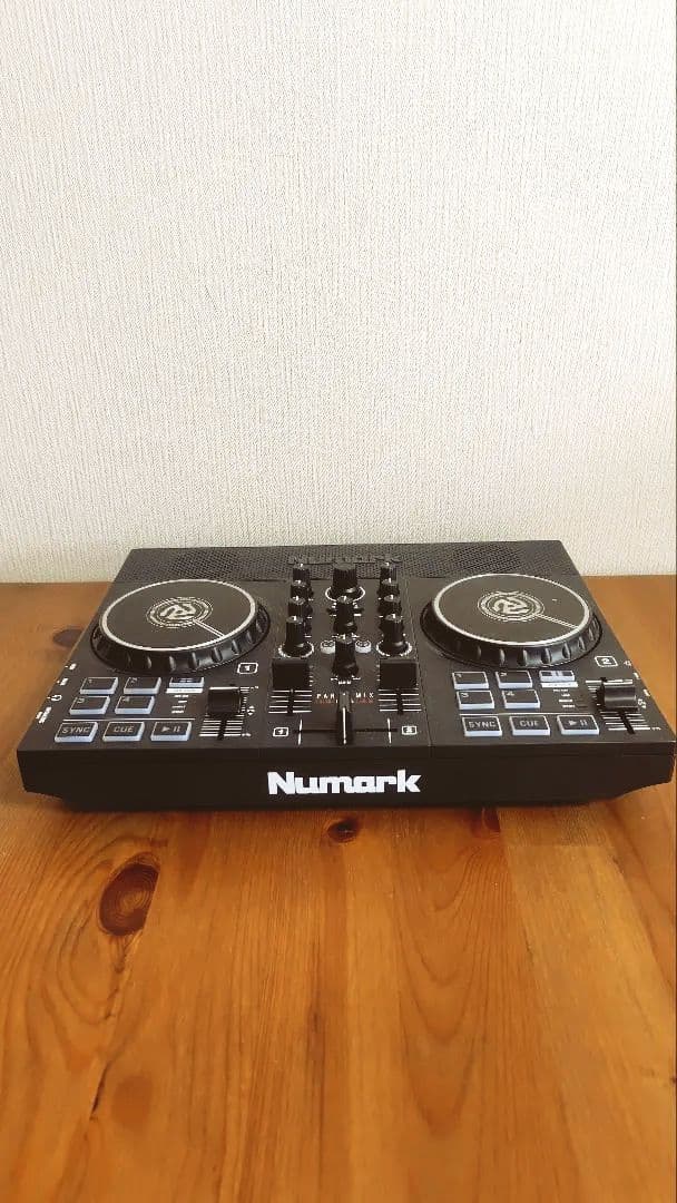 美品✨️値下げしました！ヌマーク　パーティーミックスライブ　 DJコントローラー