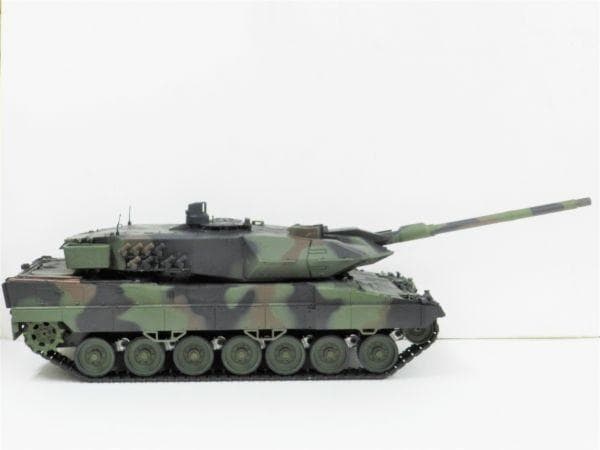 技術基準適合証明済 ヘンロン 1/16 レオパルト2 A6 3889-1
