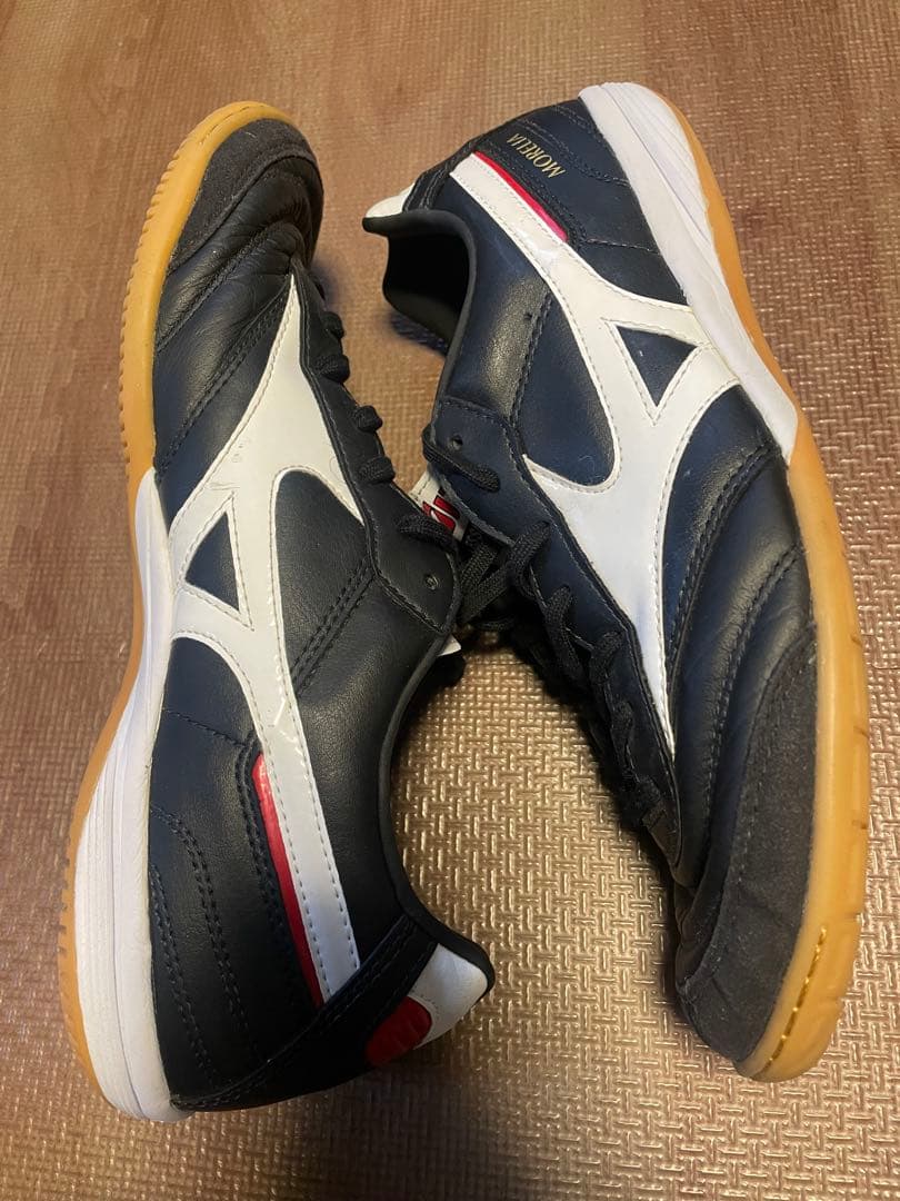 美品 MIZUNOミズノ MORELIAモレリアIN 26.5㌢