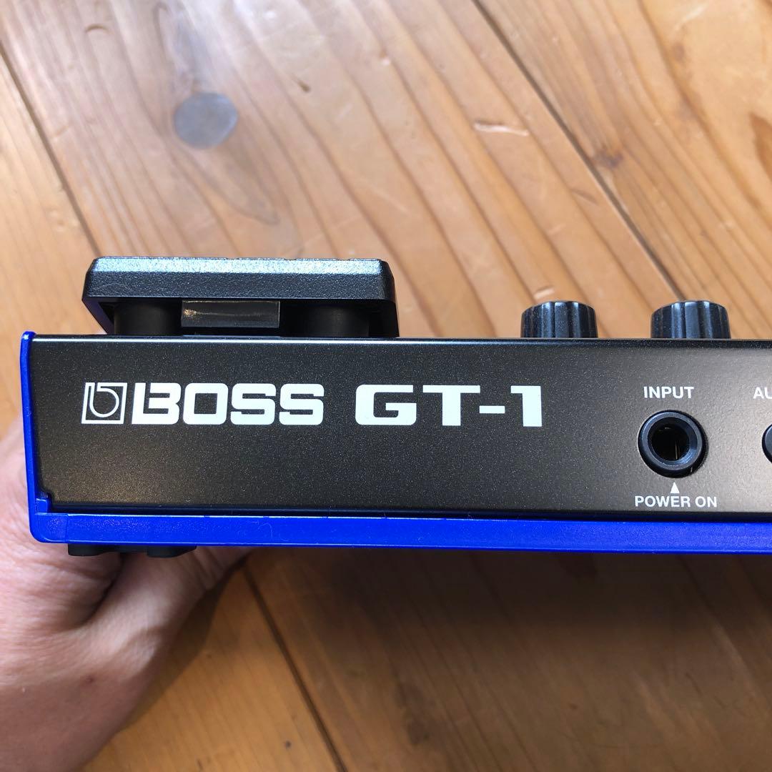 BOSS GT-1 ギターエフェクター　美品！保証期間内！おまけ純正電源付き！