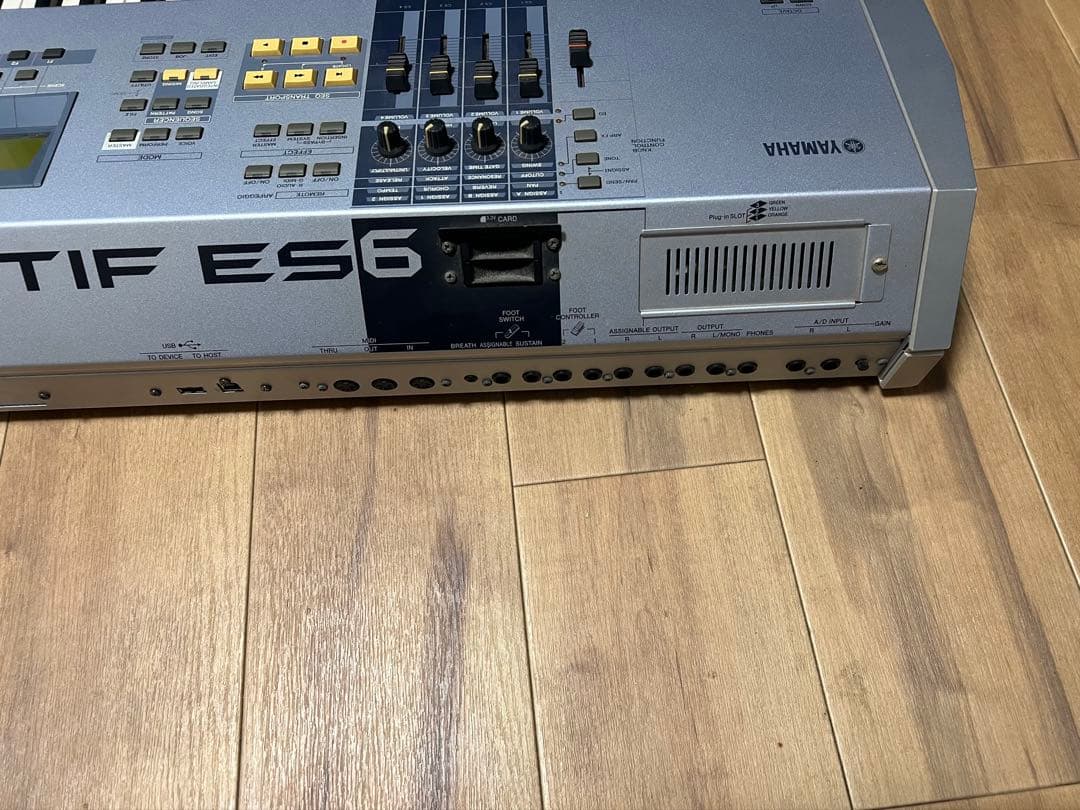 Yamaha MOTIF ES6 シンセサイザー 61鍵ジャンク品