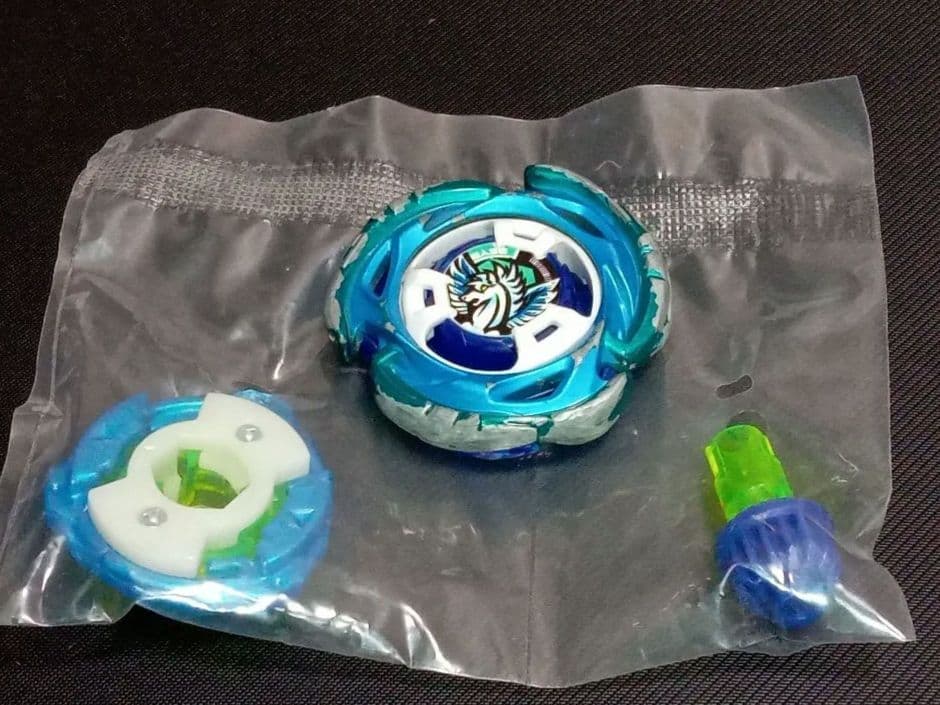 BEYBLADE X　ベイブレードX　 エアロペガサス3-70A　おまけ付き！！