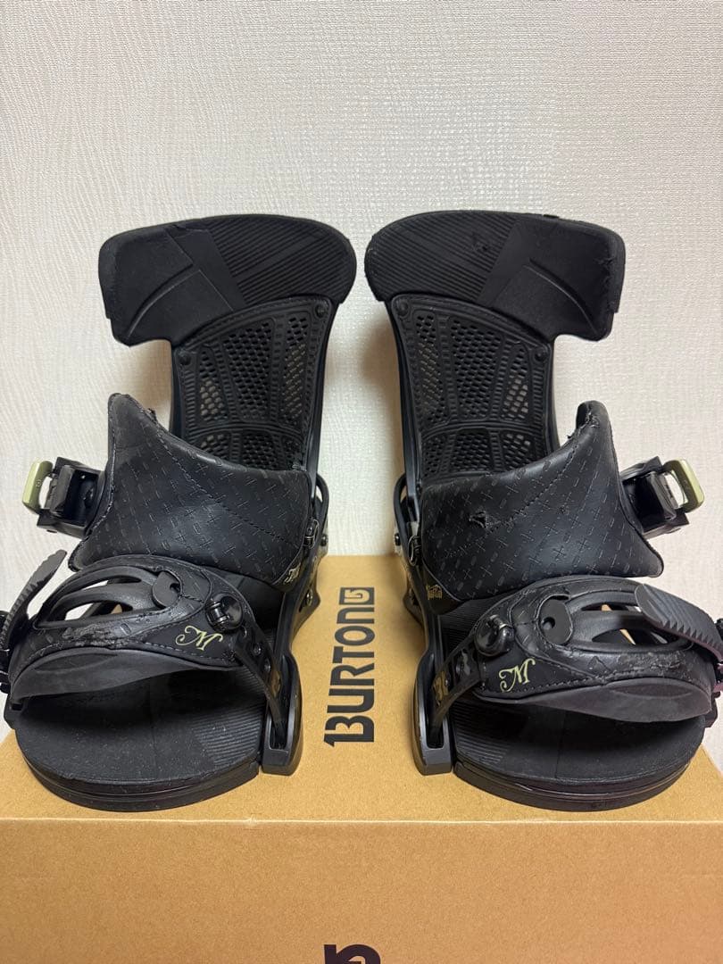 BURTON MALAVITA WING Mサイズ Re:Flex 4×4