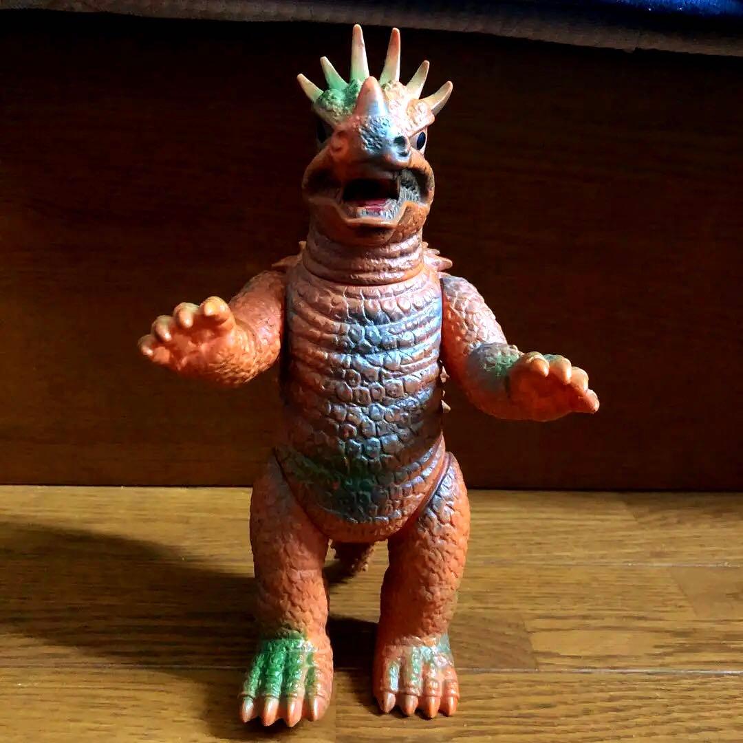 Anguirus, the monster \"kaiju\" アンギラス　ソフビ