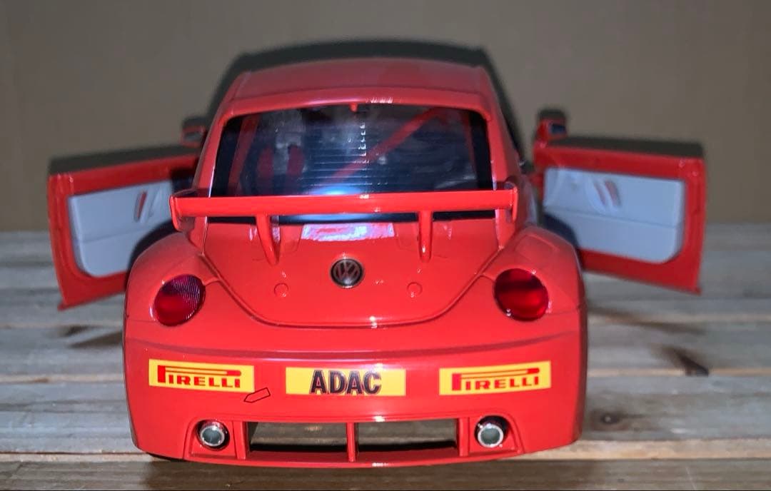ミニカー　1/18　VW　ニュービートル　CUP　1999