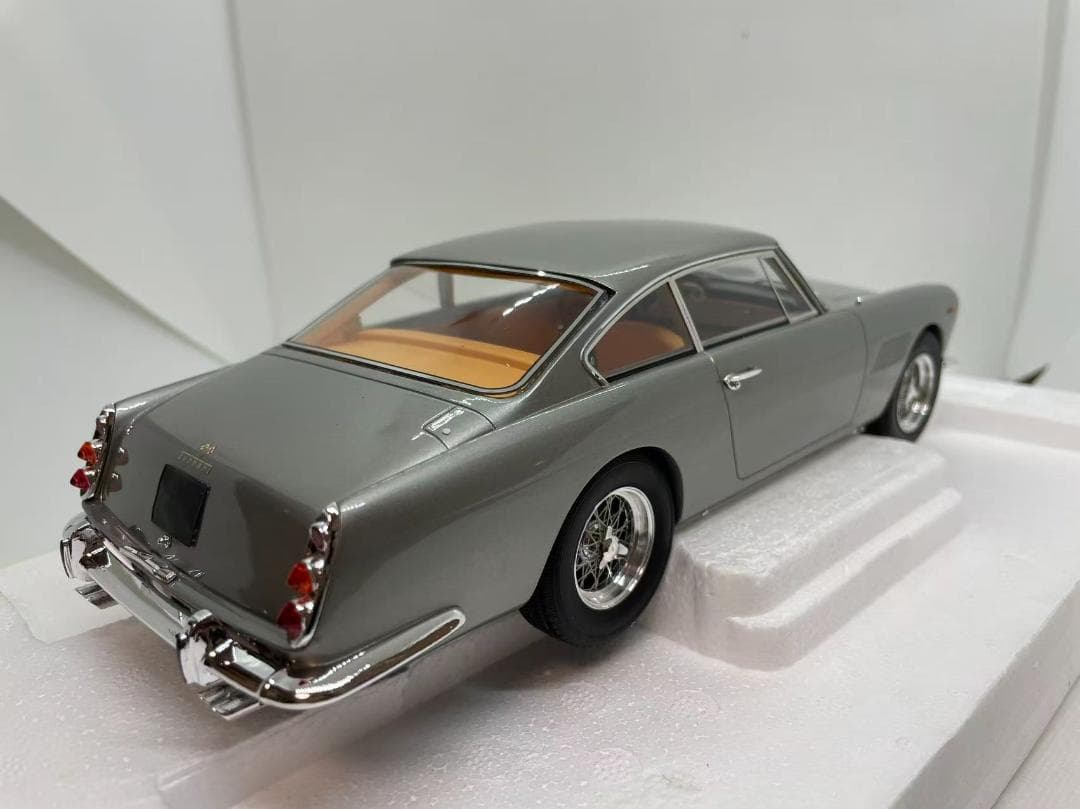 601-101 Matrix 1/18 フェラーリ 250GT-E Coupe