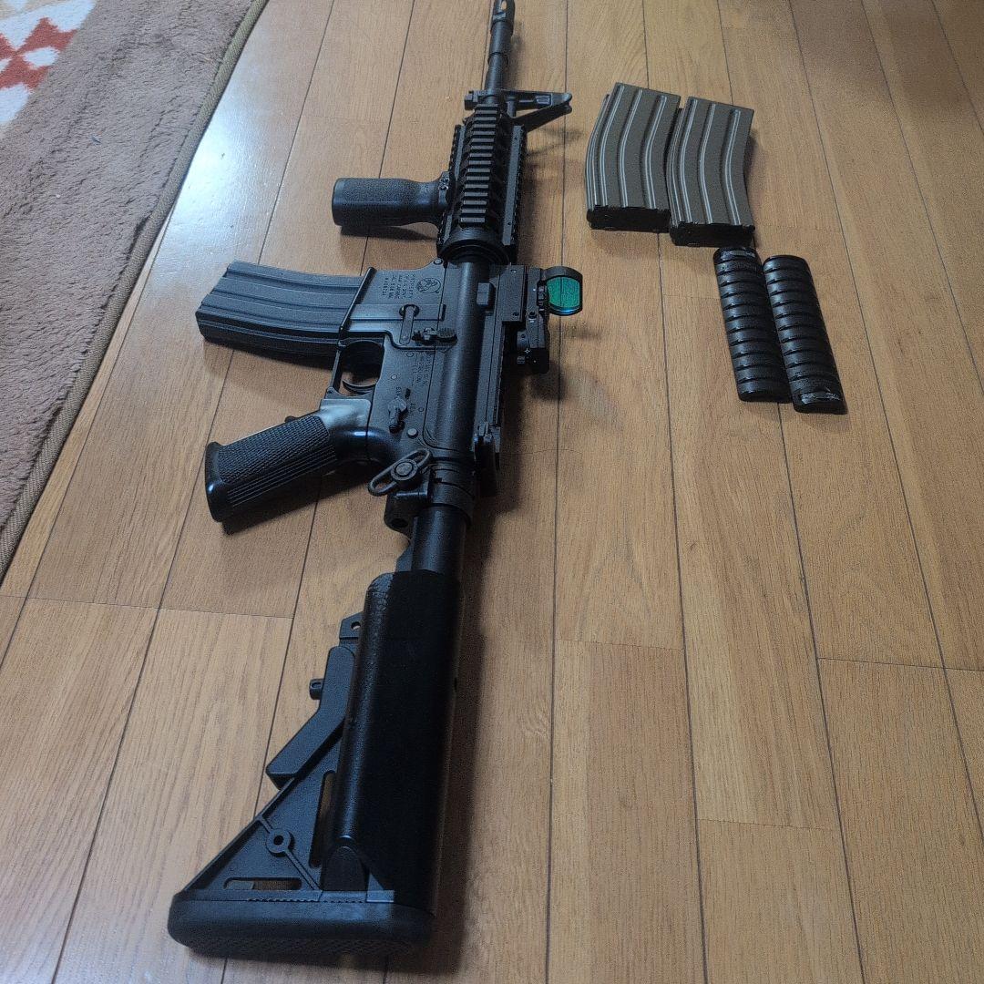 次世代電動ガンM4　SOPMOD マガジン3本付き