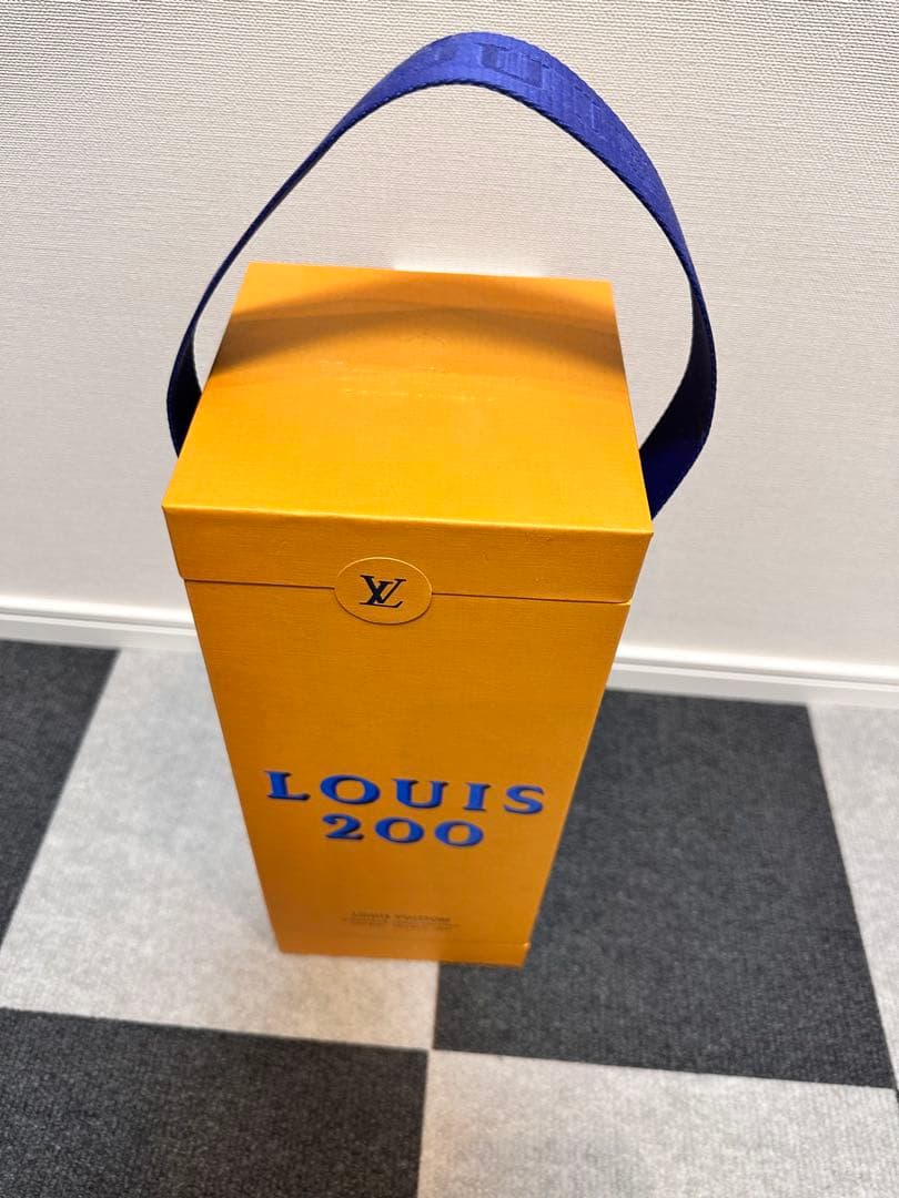 LOUIS VUITTON LOUIS 200 ボックス　新品未開封