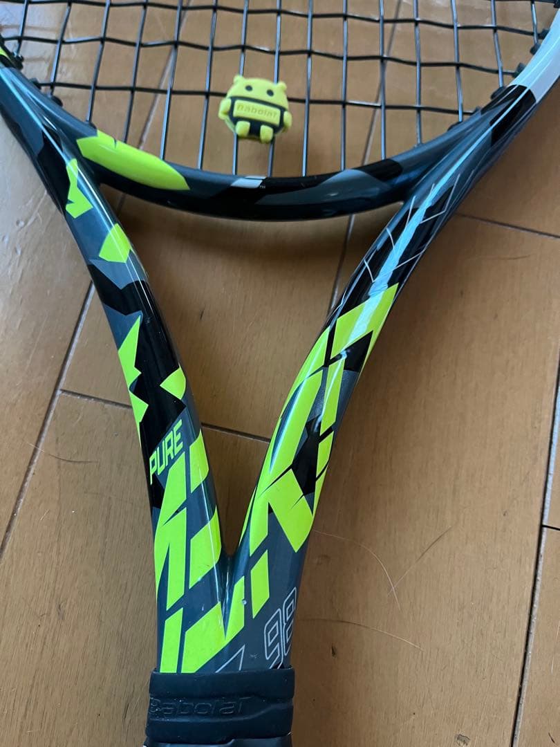 Babolat Pure Aero98 テニスラケット