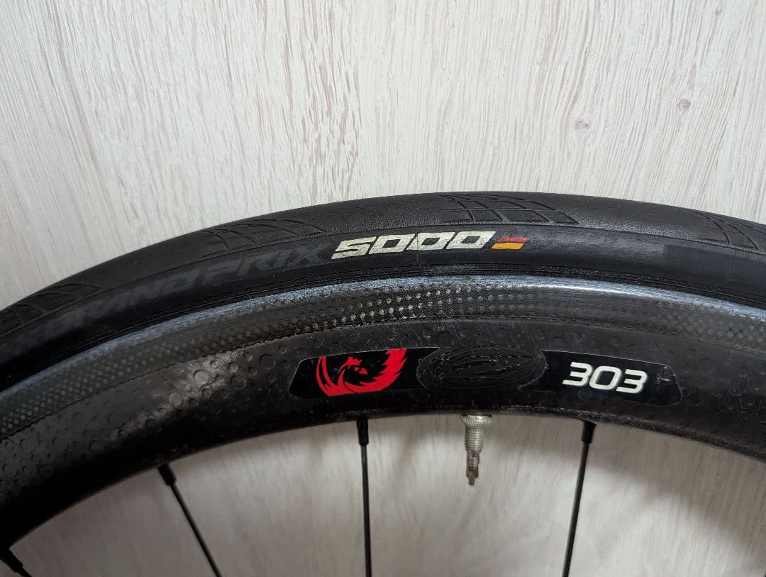 ZIPP 303 クリンチャータイヤ 2本セット（週末まで限定値下げ）