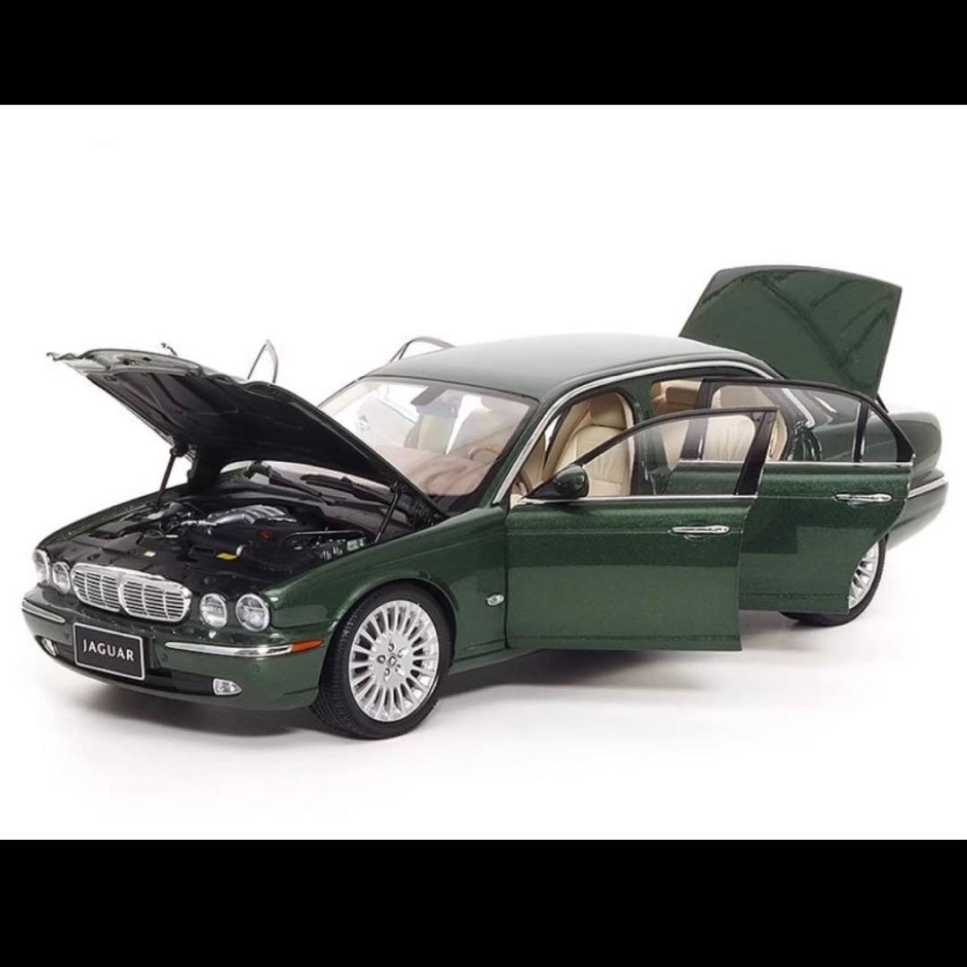 【大人気　美品　希少】 1/18 ジャガー JAGUAR XJ XJ6 X350