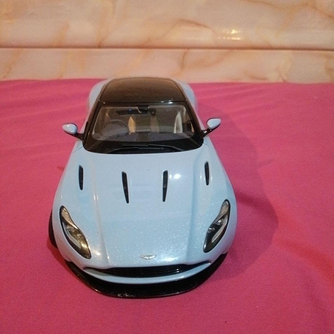 AUTOart 1/18　アストンマーチン DB11 メタリック・ライトブルー