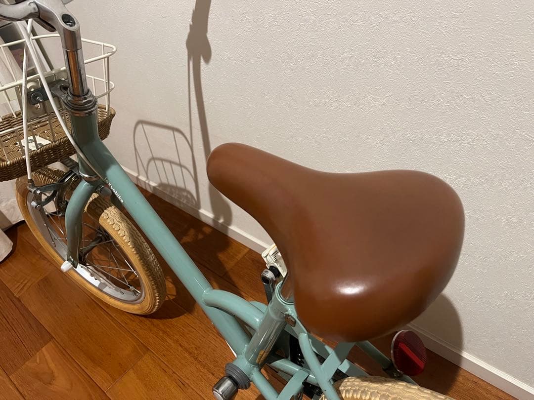 little tokyobike 16㌅　バスケット、ベル、補助輪付き