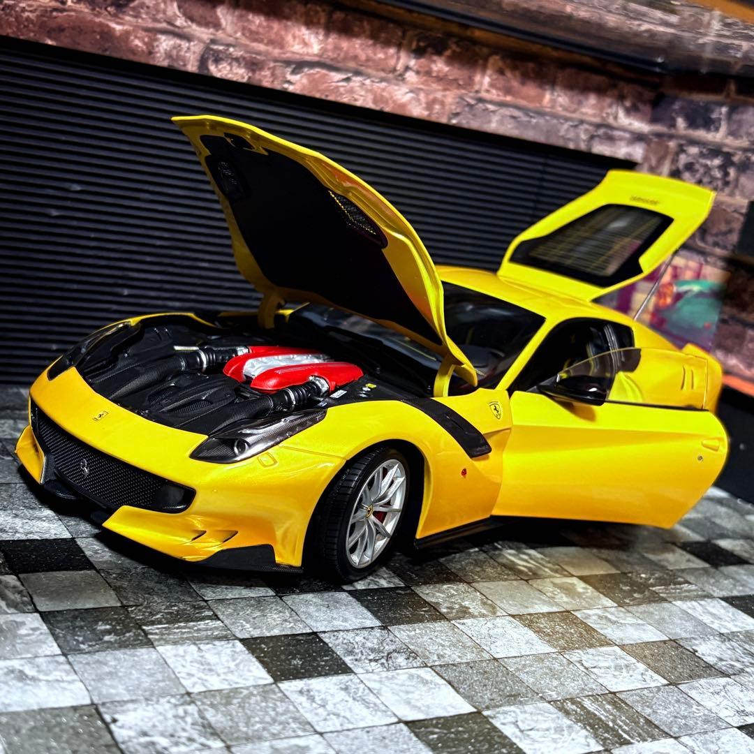 1/18 BBR フェラーリ F12 tdf GIALLO MODENA
