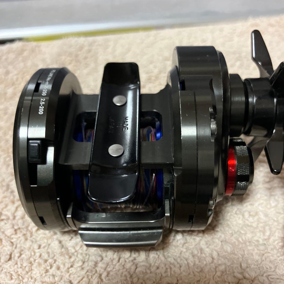 DAIWA SALTIGA BJ 200SHL ベイトリール