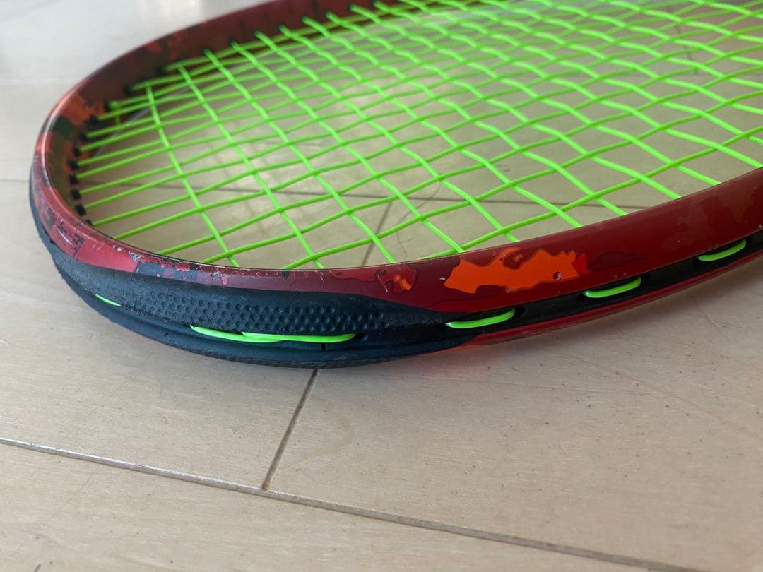 【値下げ】YONEX テニスラケット 赤 ジオブレイク70V