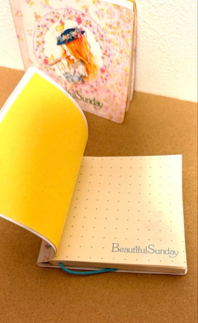 クツワ　Beautiful Sunday 鉛筆付きメモ帳　ファンシーレトロ