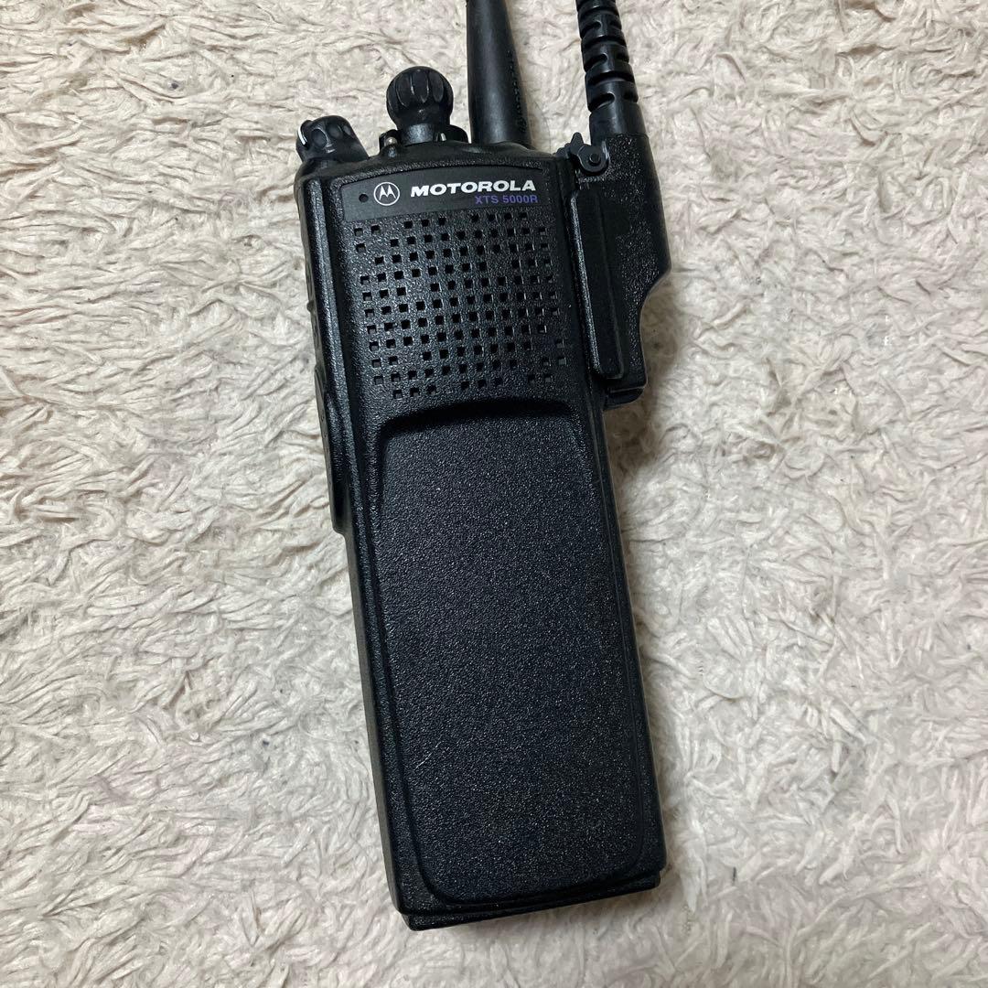 MOTOROLA XTS 5000R 充電　5.11 ラジオポーチセット