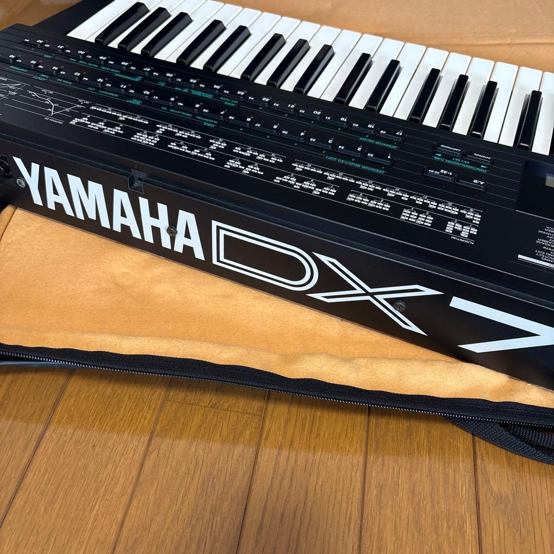 YAMAHA ヤマハ DX7 II D シンセサイザー ROM付 ケース付