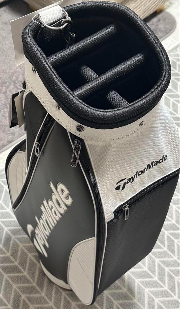 TaylorMade TRUE-LITE CART BAG ブラック/ホワイト